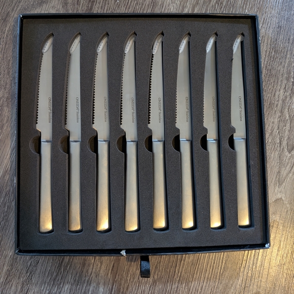 Oneida | Kitchen | Oneida Stainless Steel Steak Knives Set | Poshmark